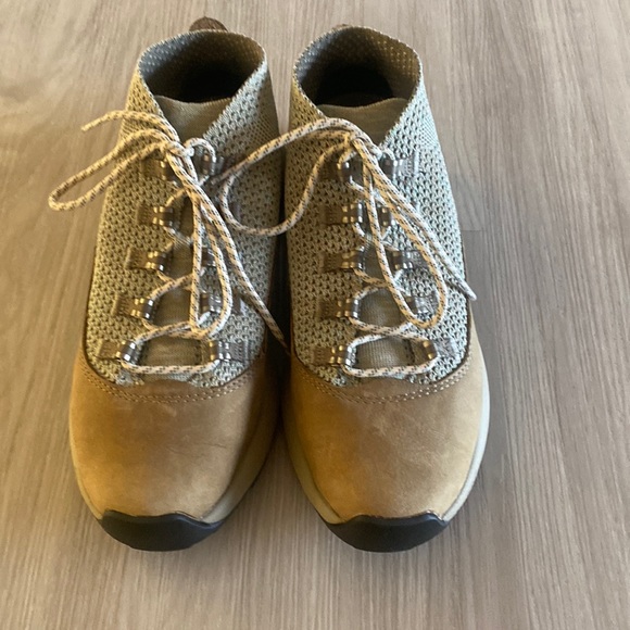 Danner | Shoes | Danner Caprine Sz 7 | Poshmark